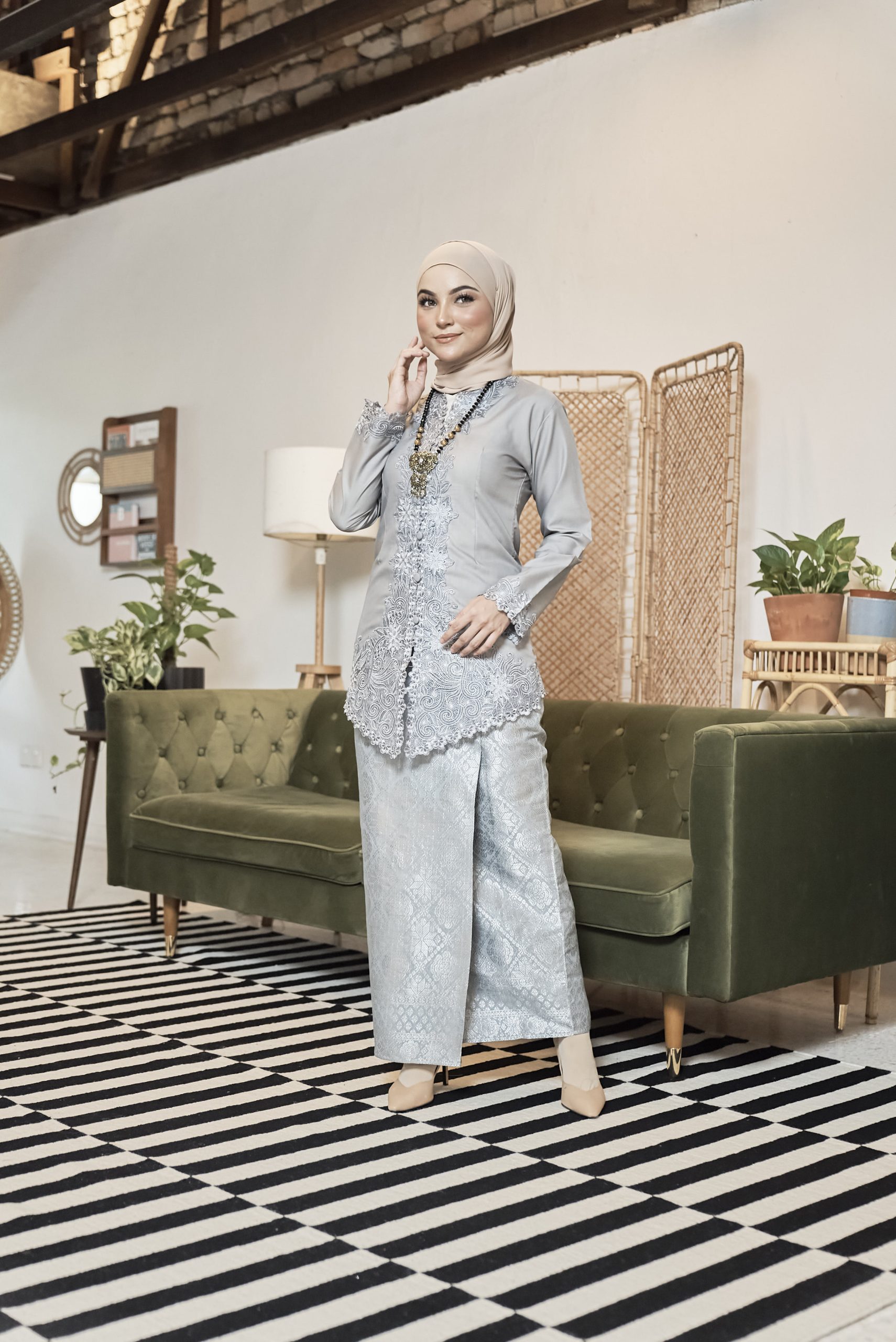 Ameena - Light Grey - Fia Exclusive
