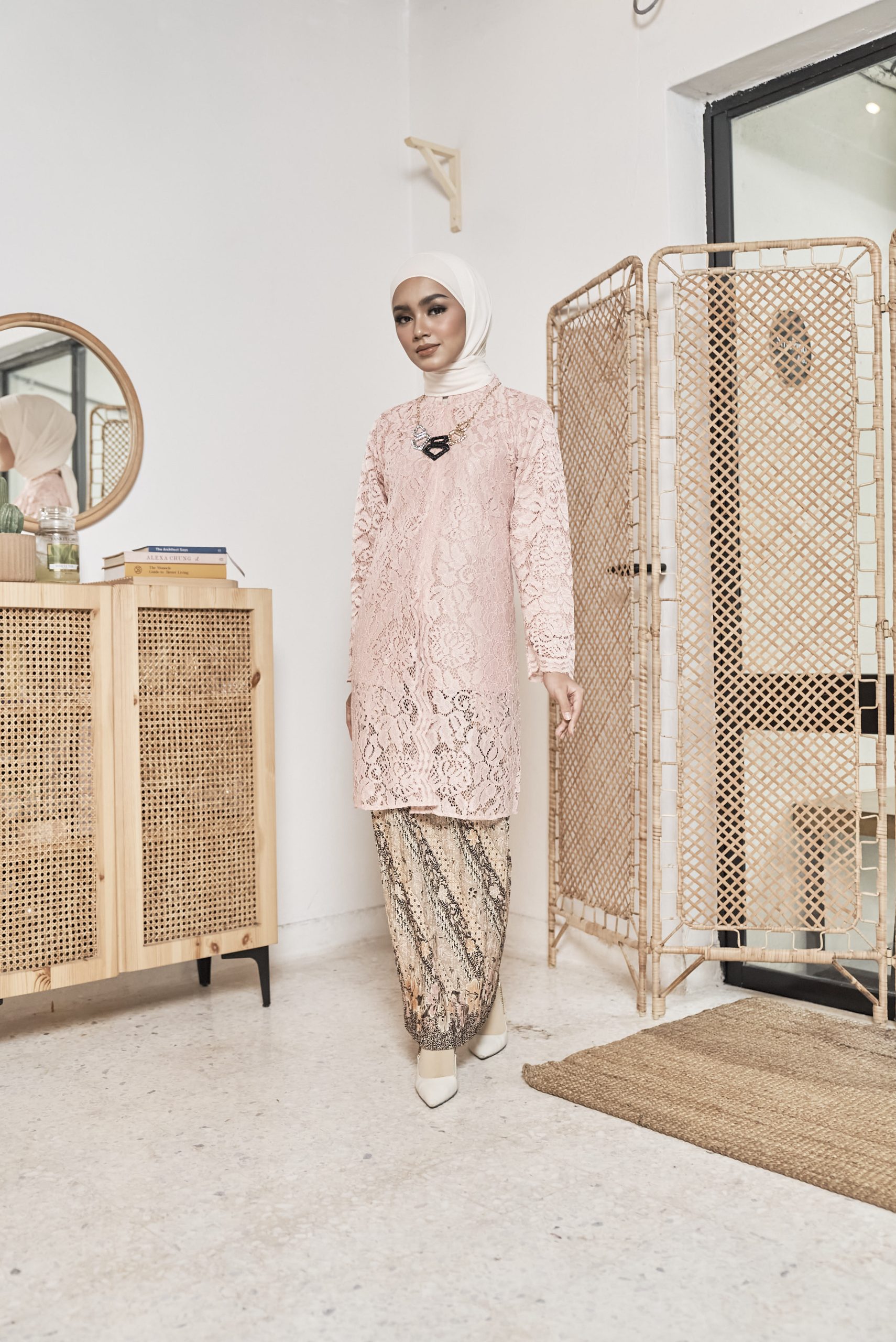 Safiya - Peach - Fia Exclusive