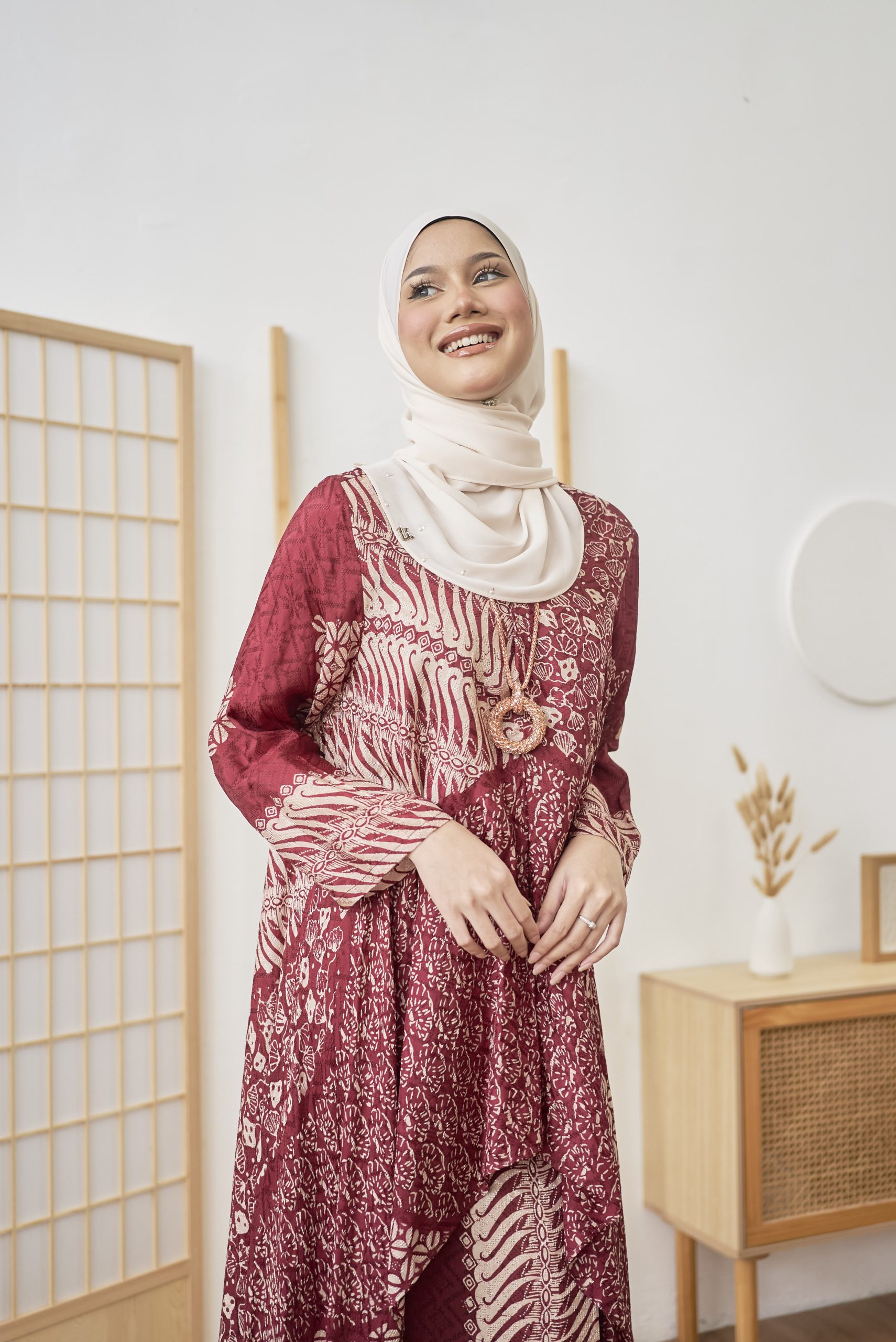 Yasmeen – Fia Exclusive