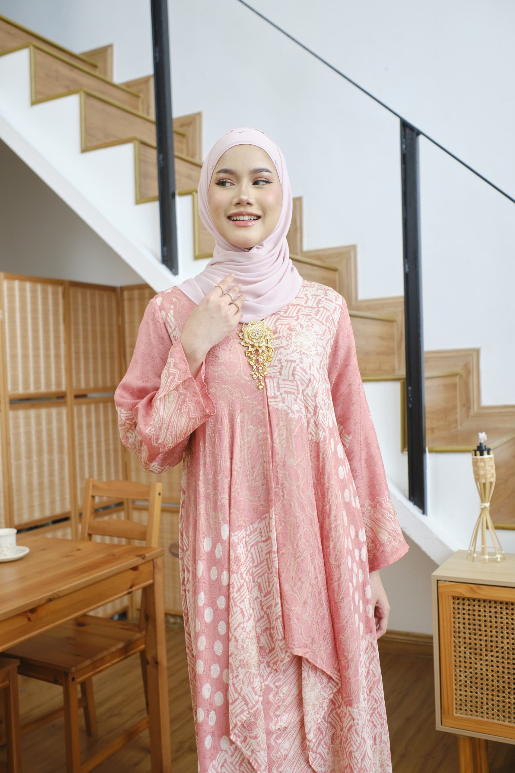 Yasmeen - Coral Pink - Fia Exclusive