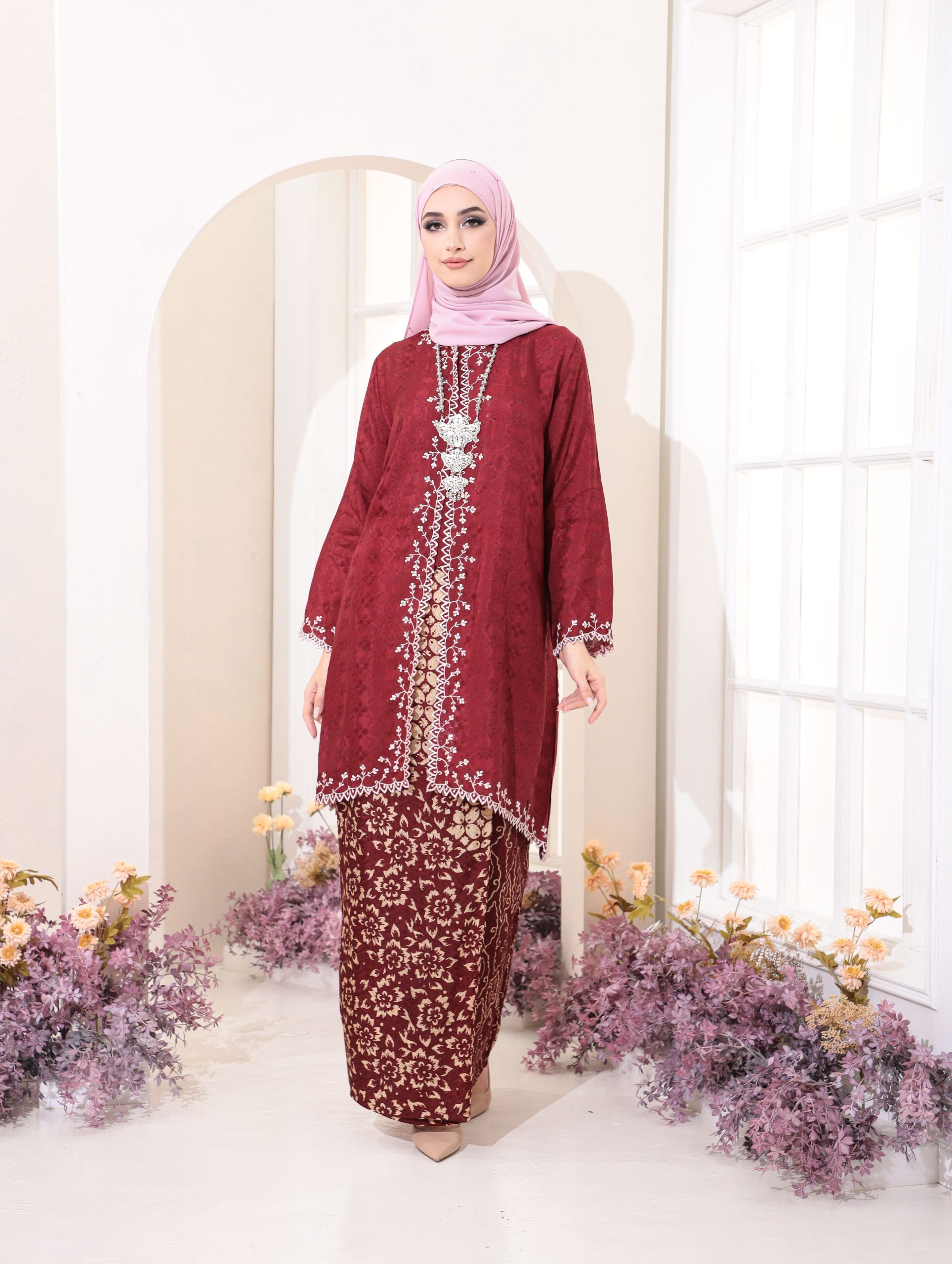Maheera - Maroon - Fia Exclusive