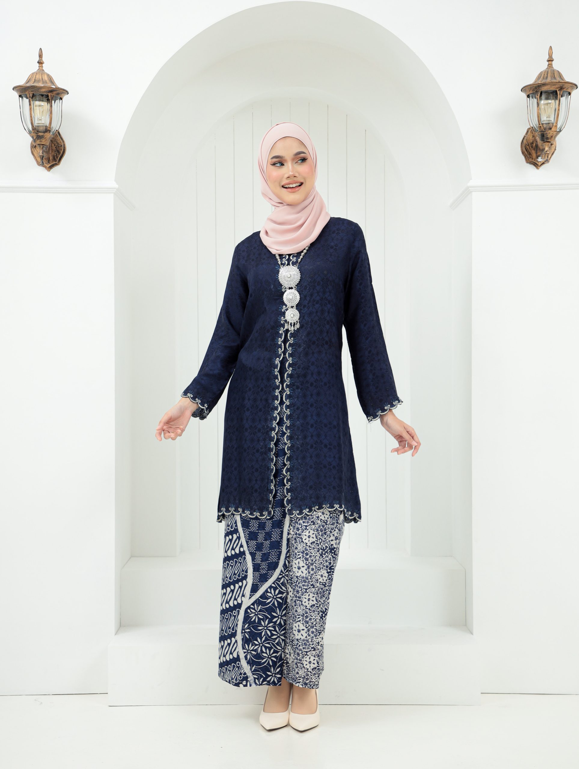 Malika - Russian Blue - Fia Exclusive