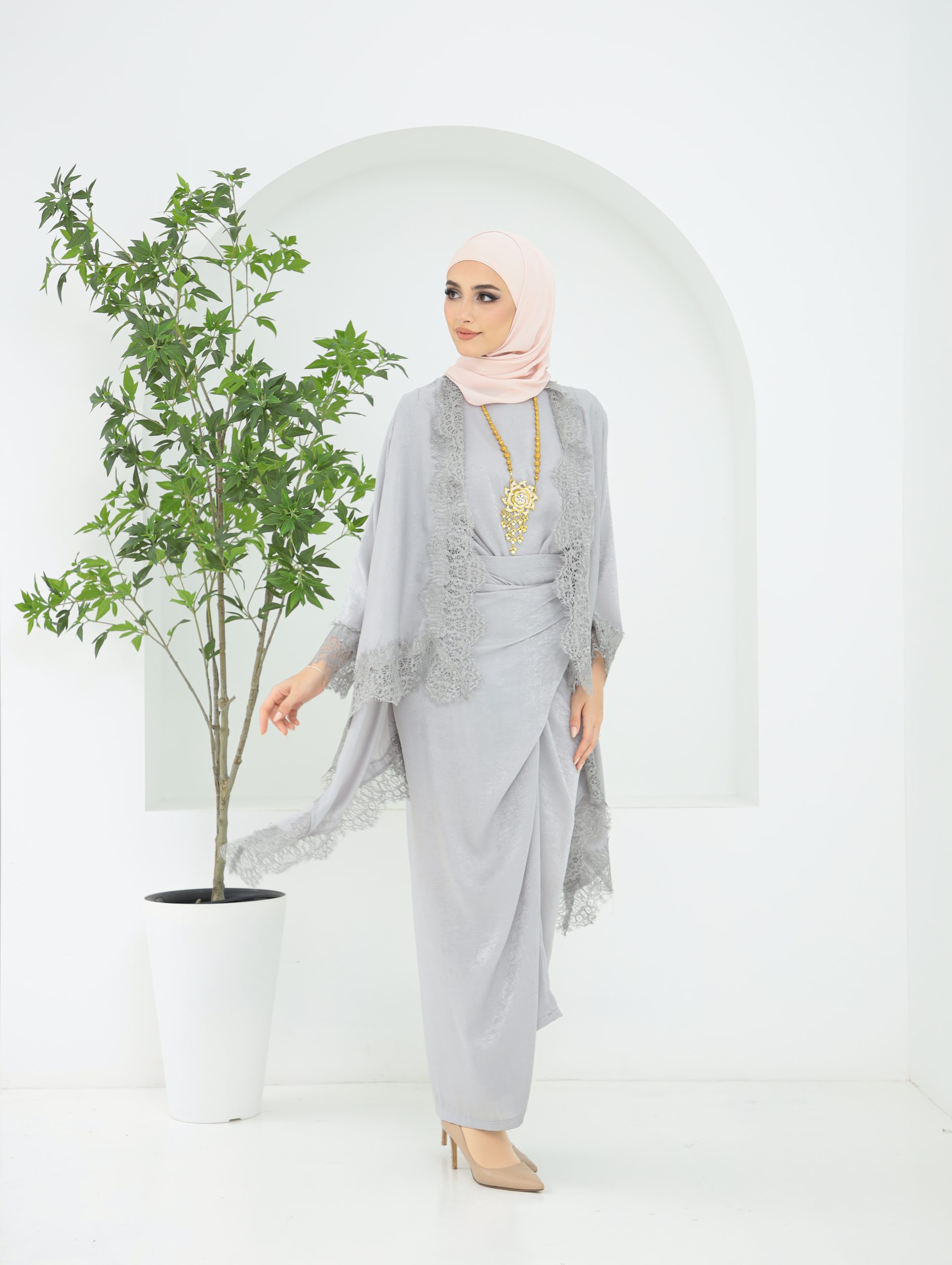 Maura - Grey - Fia Exclusive