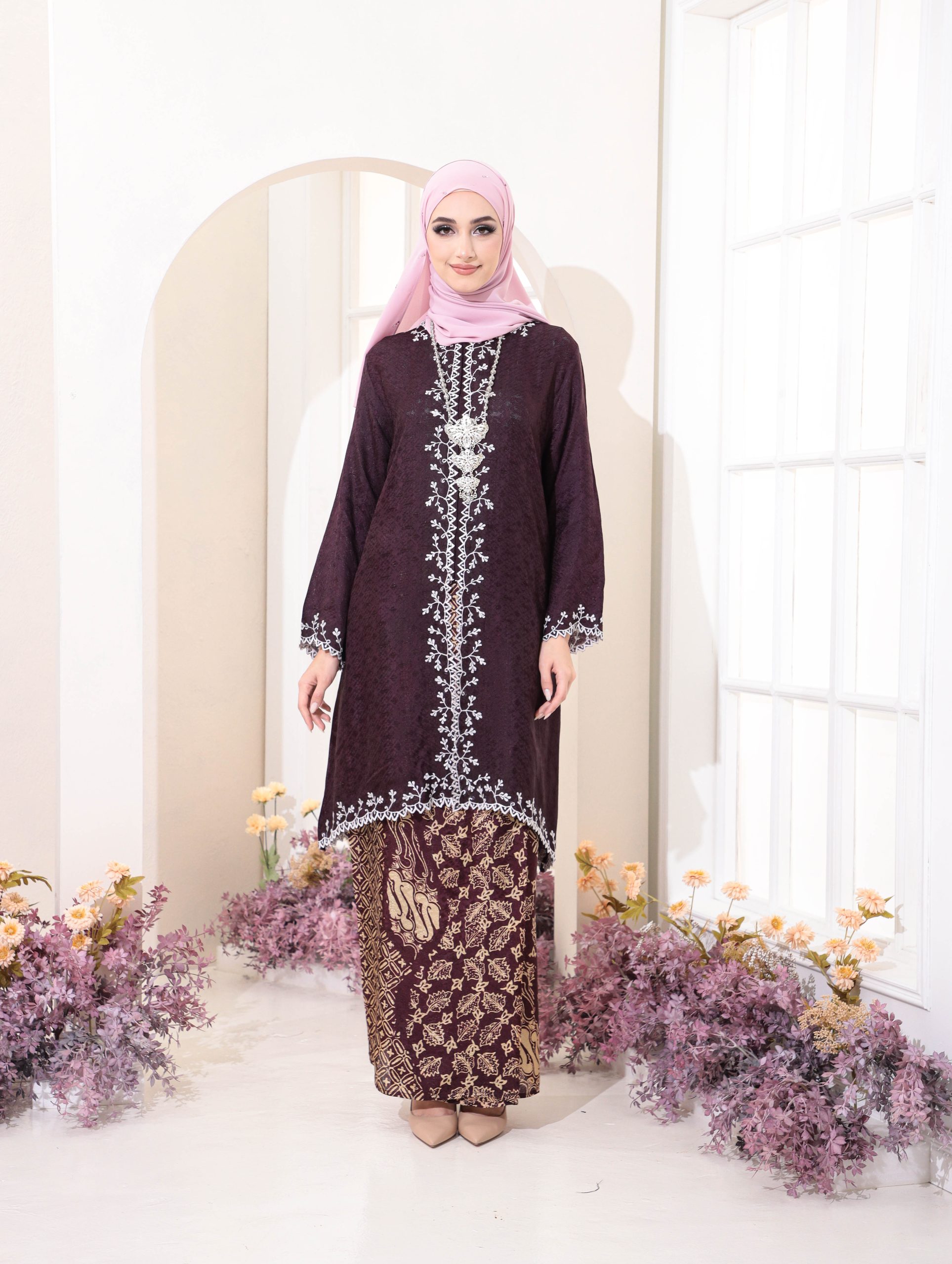 Maheera - Deep Purple Floral - Fia Exclusive