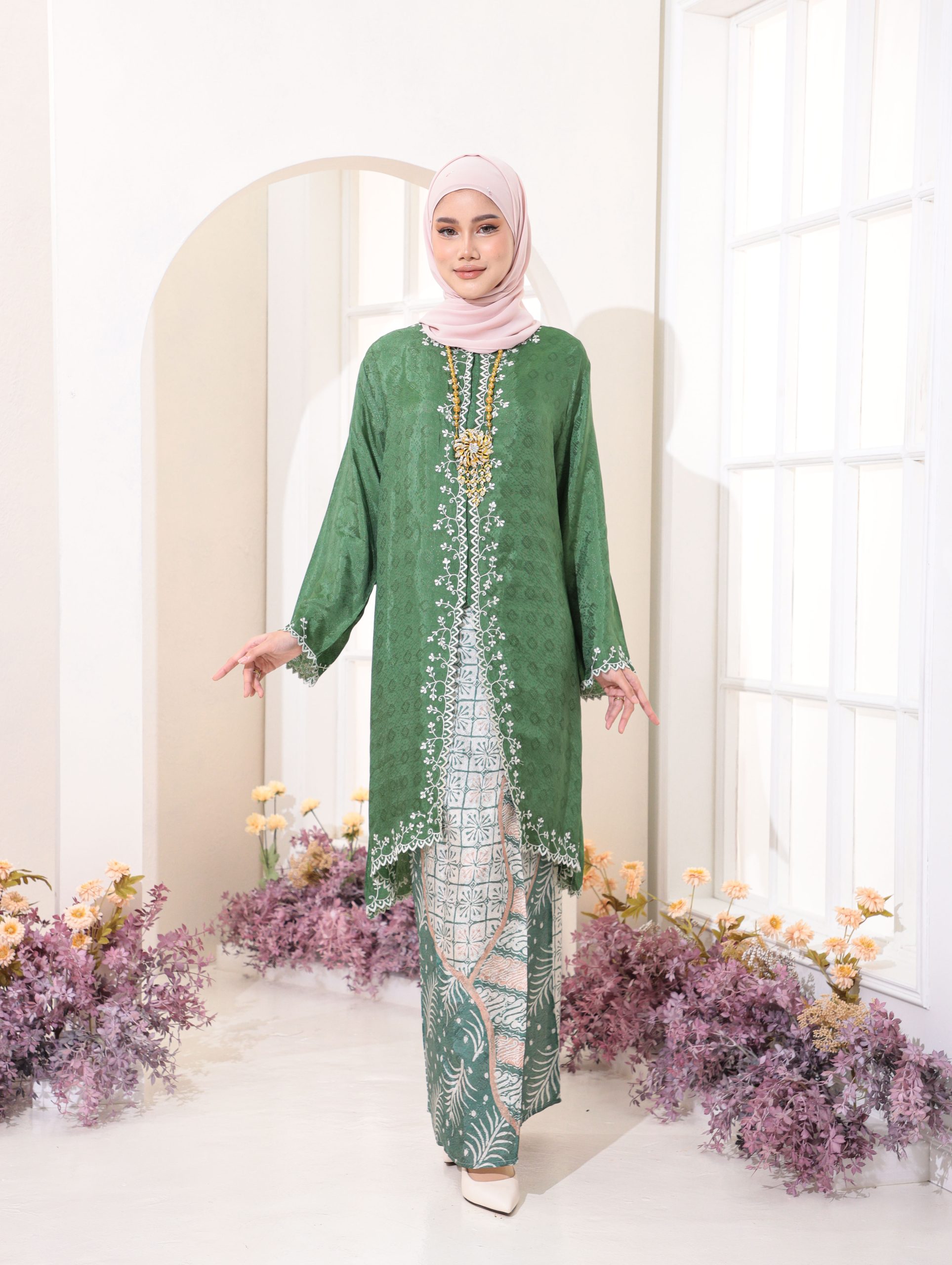 Maheera - Emerald Green Floral - Fia Exclusive