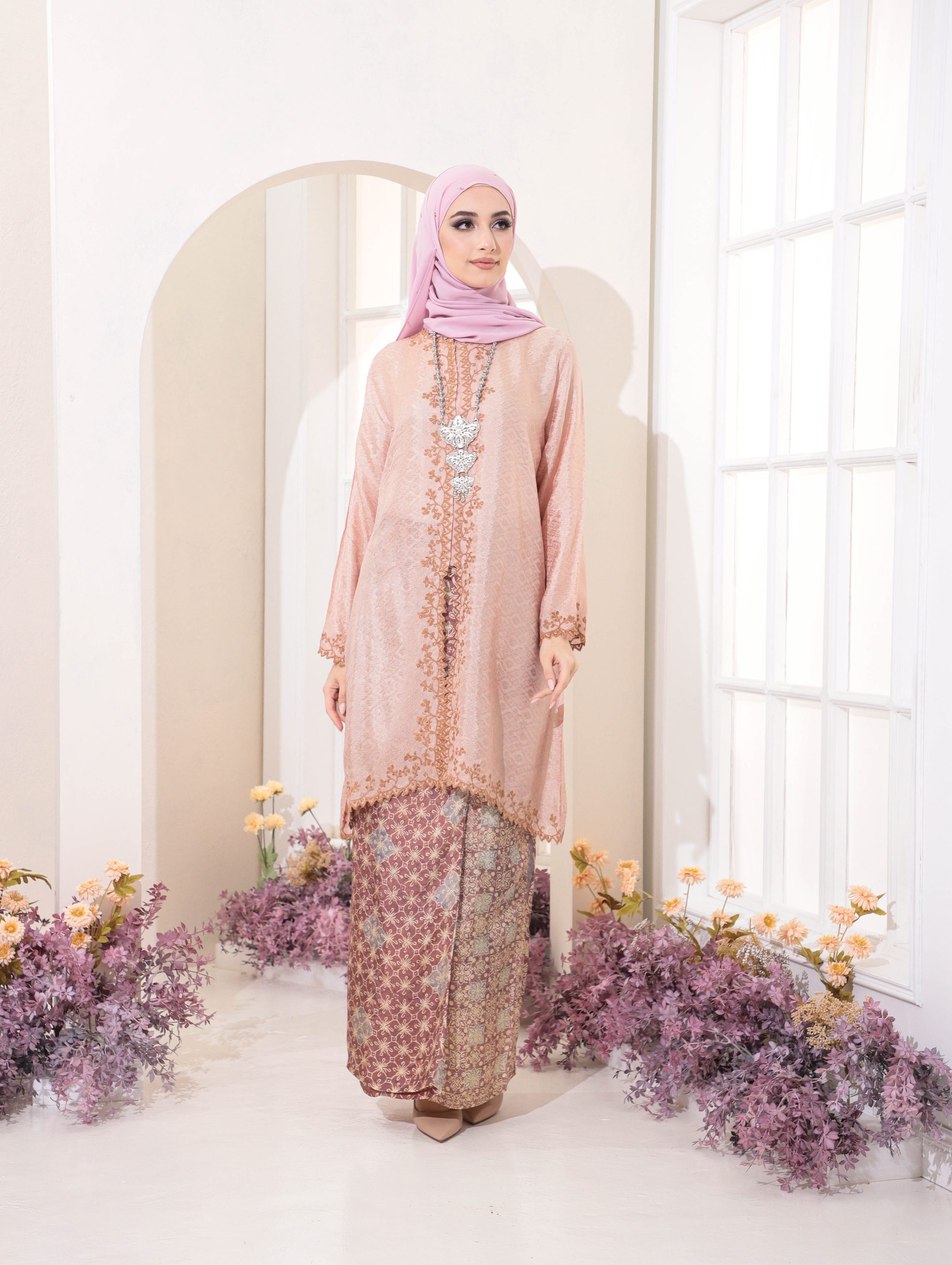 Maheera - Light Brownie Floral - Fia Exclusive